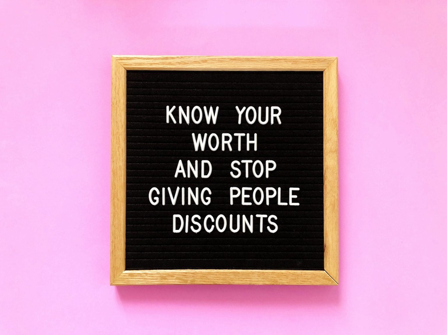 Contoh Motto Hidup Singkat di Dinding - SemutAspal